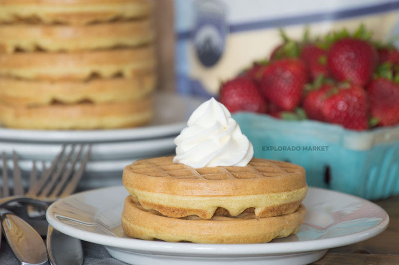 Perfect Keto Waffles using the cardnl Baking Mix - Low Carb