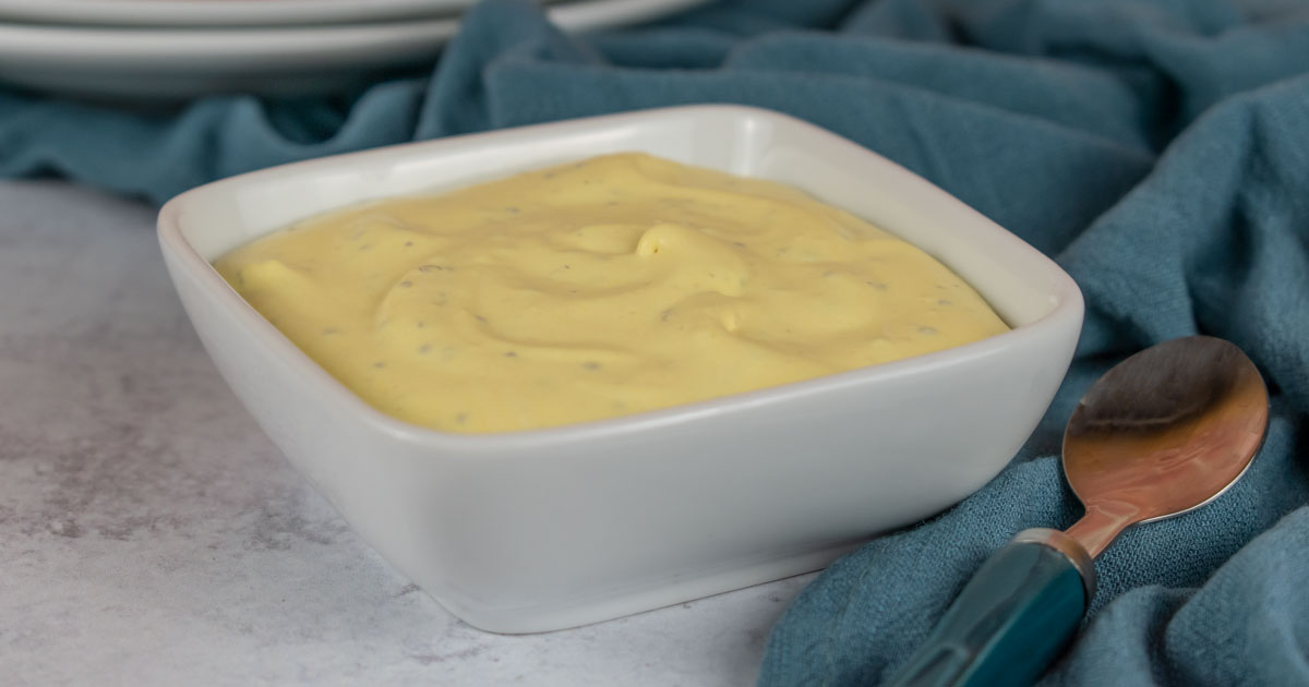 Fluffy Yellow Keto Mustard Dip (Easy: 3 Ingredients)
